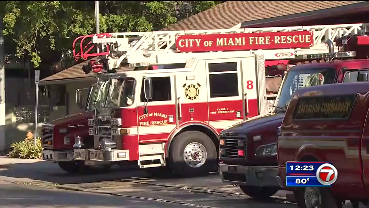 Crews cap gas leak in Miami - WSVN 7News | Miami News, Weather, Sports ...
