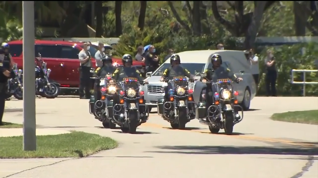 BSO members pay respects to dispatcher who lost her life to COVID-19 ...