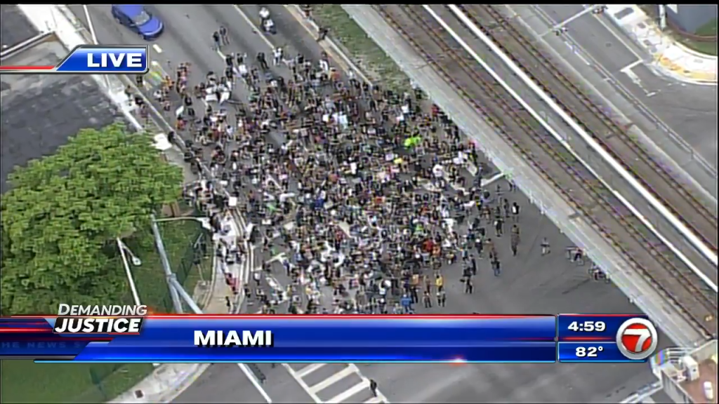 Hundreds gather for peaceful protest through Miami’s streets – WSVN ...