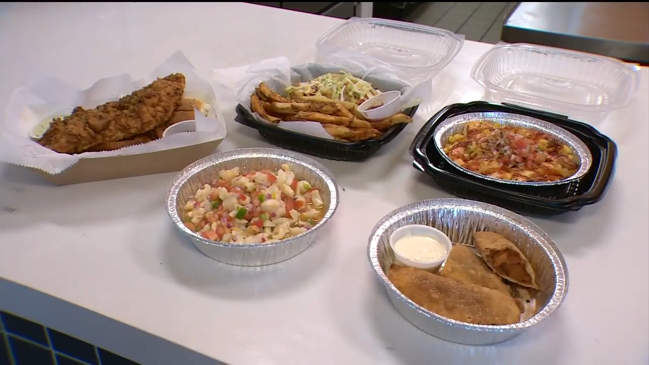 C Food Shack opens first location outside Bahamas in Miami Beach - WSVN ...