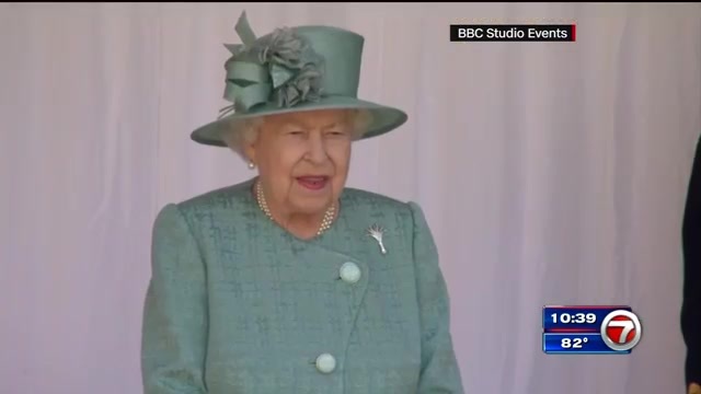 Queen Elizabeth’s birthday marked with smaller ceremony - WSVN 7News ...