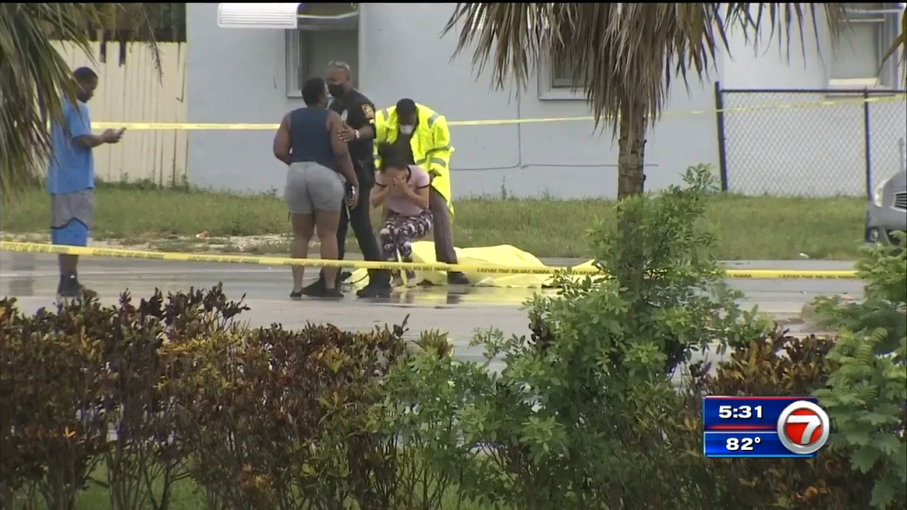 Motorcyclist Killed In Hit And Run In Miami Gardens Wsvn 7news