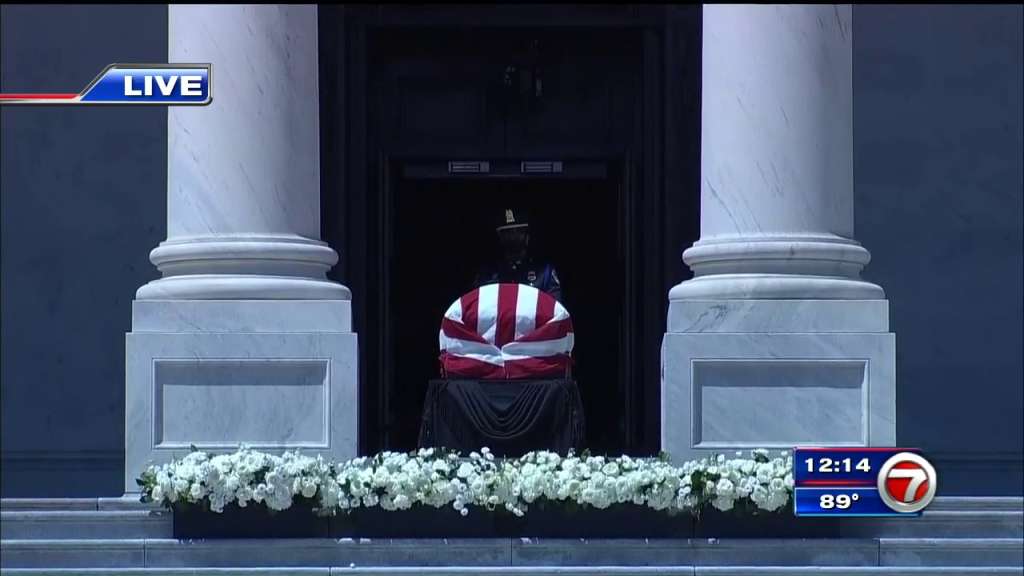 Civil rights icon Rep. John Lewis lies in state at Capitol – WSVN 7News ...