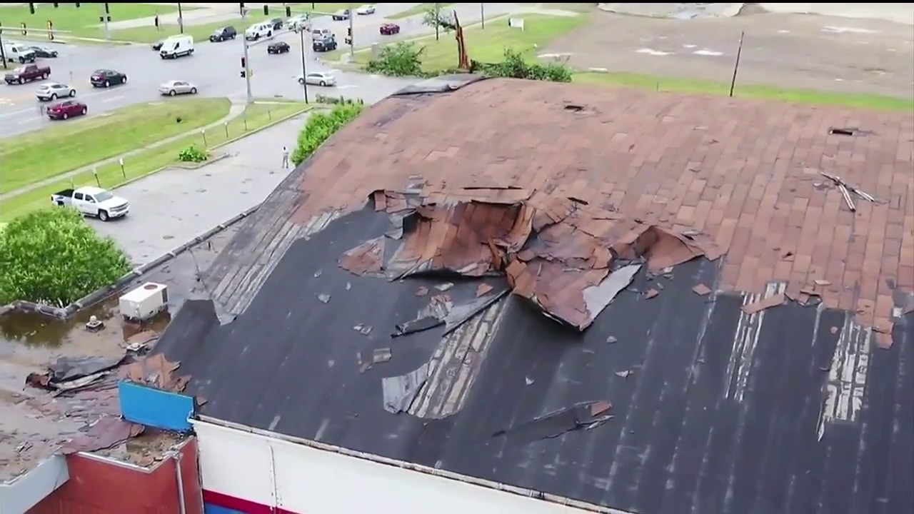 Powerful derecho leaves path of devastation across Midwest - WSVN 7News ...