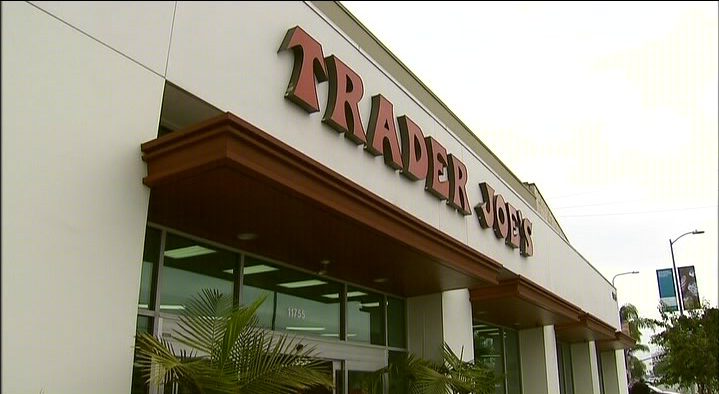 The simple reason why Trader Joe’s doesn’t deliver - WSVN 7News | Miami News, Weather, Sports ...