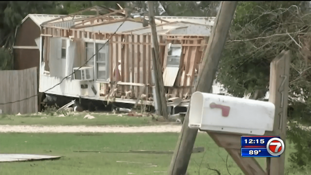 In aftermath of Hurricane Laura, residents worry about help – WSVN ...