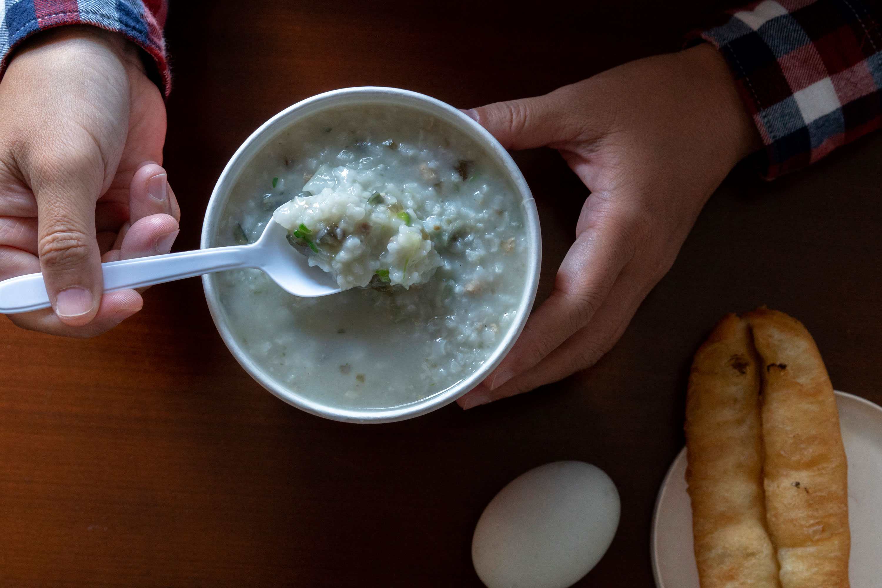 Chinese kindergarten teacher sentenced to death for poisoning 25 ...