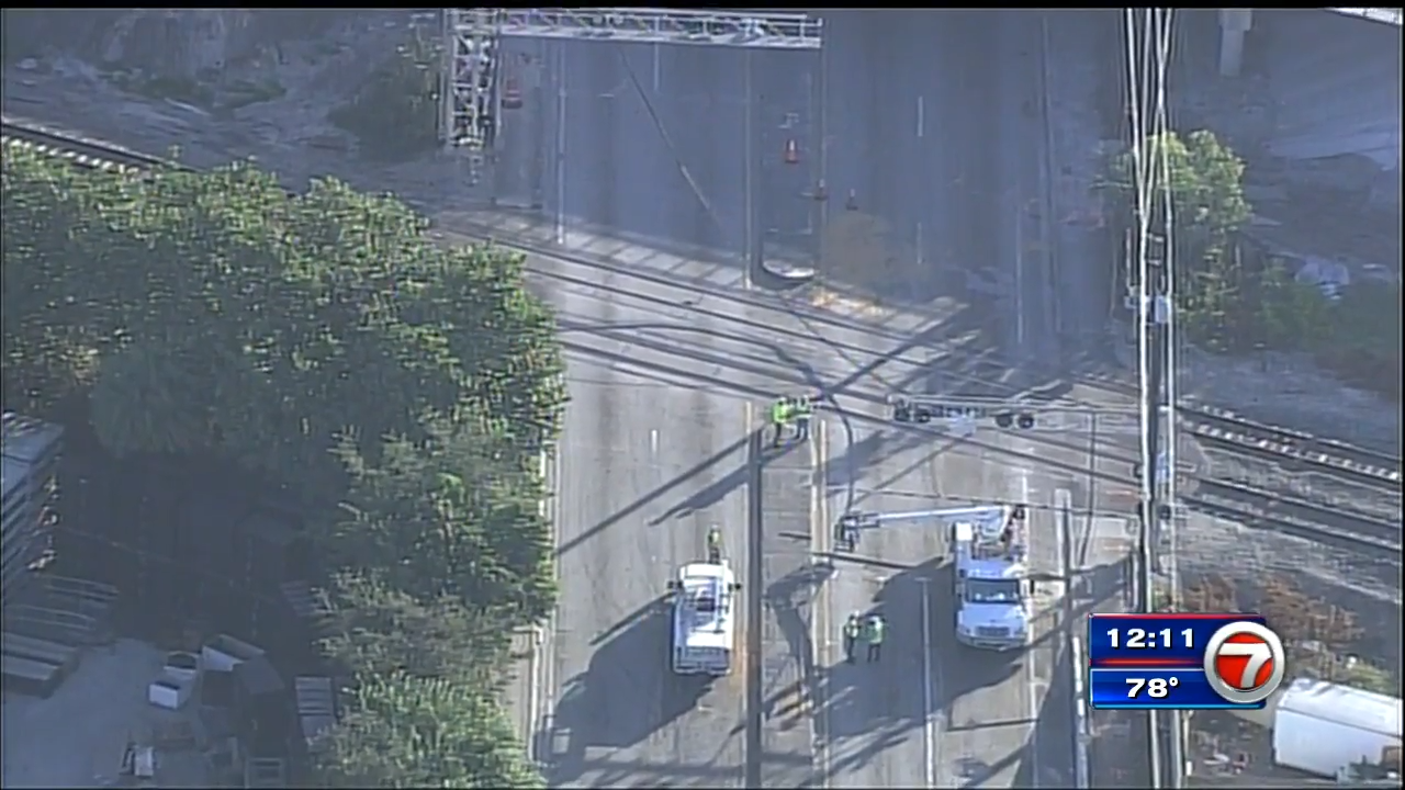 Crews remove live wire off train tracks in Fort Lauderdale - WSVN 7News ...
