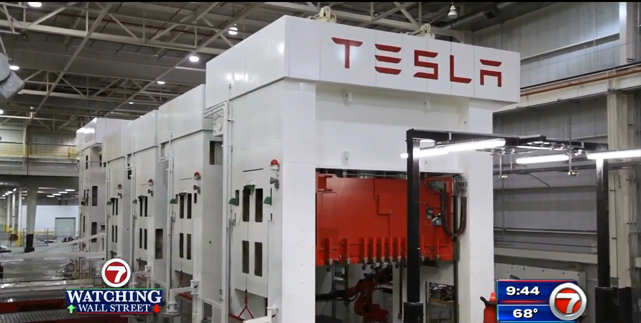 Tesla Model 3 recall over rear camera connection - WSVN 7News | Miami ...