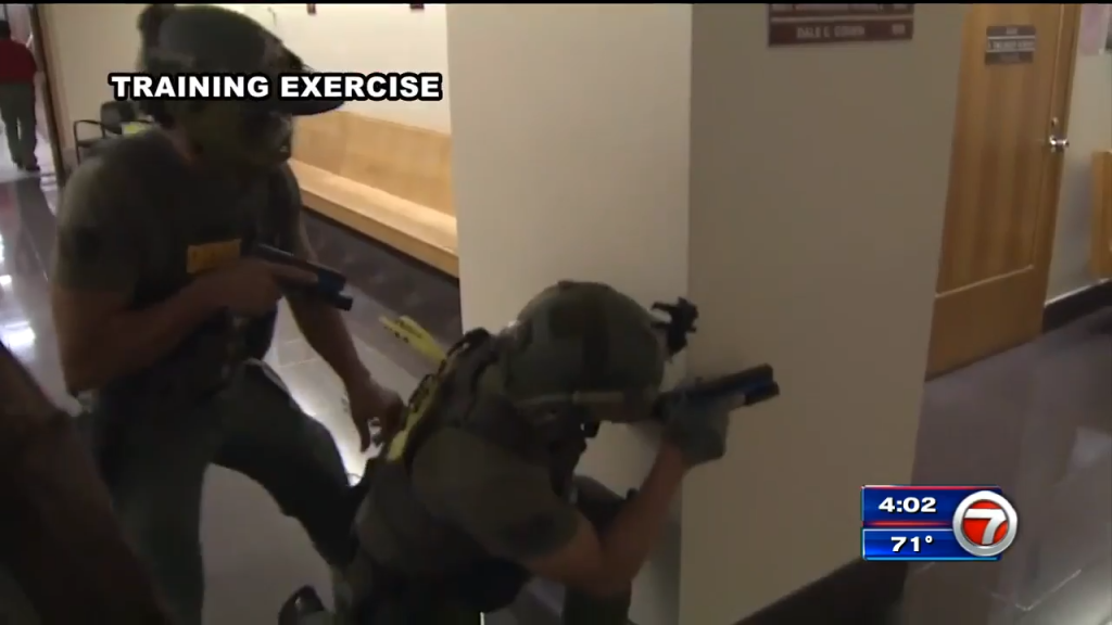 Retired BSO Sgt.: FBI should serve search warrants with SWAT Team going ...