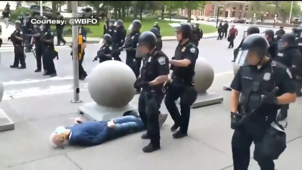 Grand Jury Dismisses Felony Assault Charges Against 2 Buffalo Police
