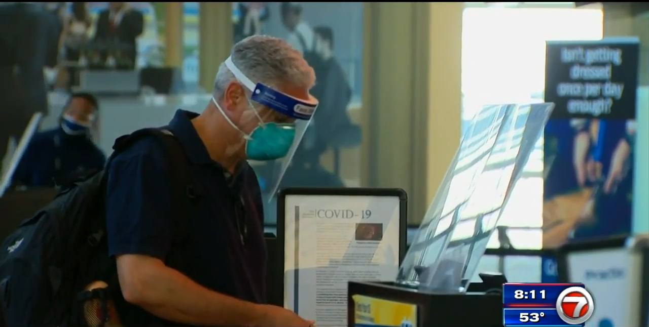 CDC requires travelers to wear face masks on public transportation ...