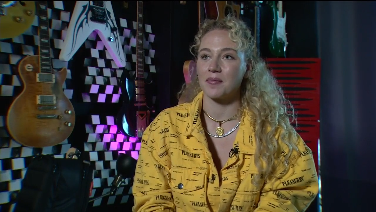 Kat Cunning talks triple-threat performing career, starring role in ...
