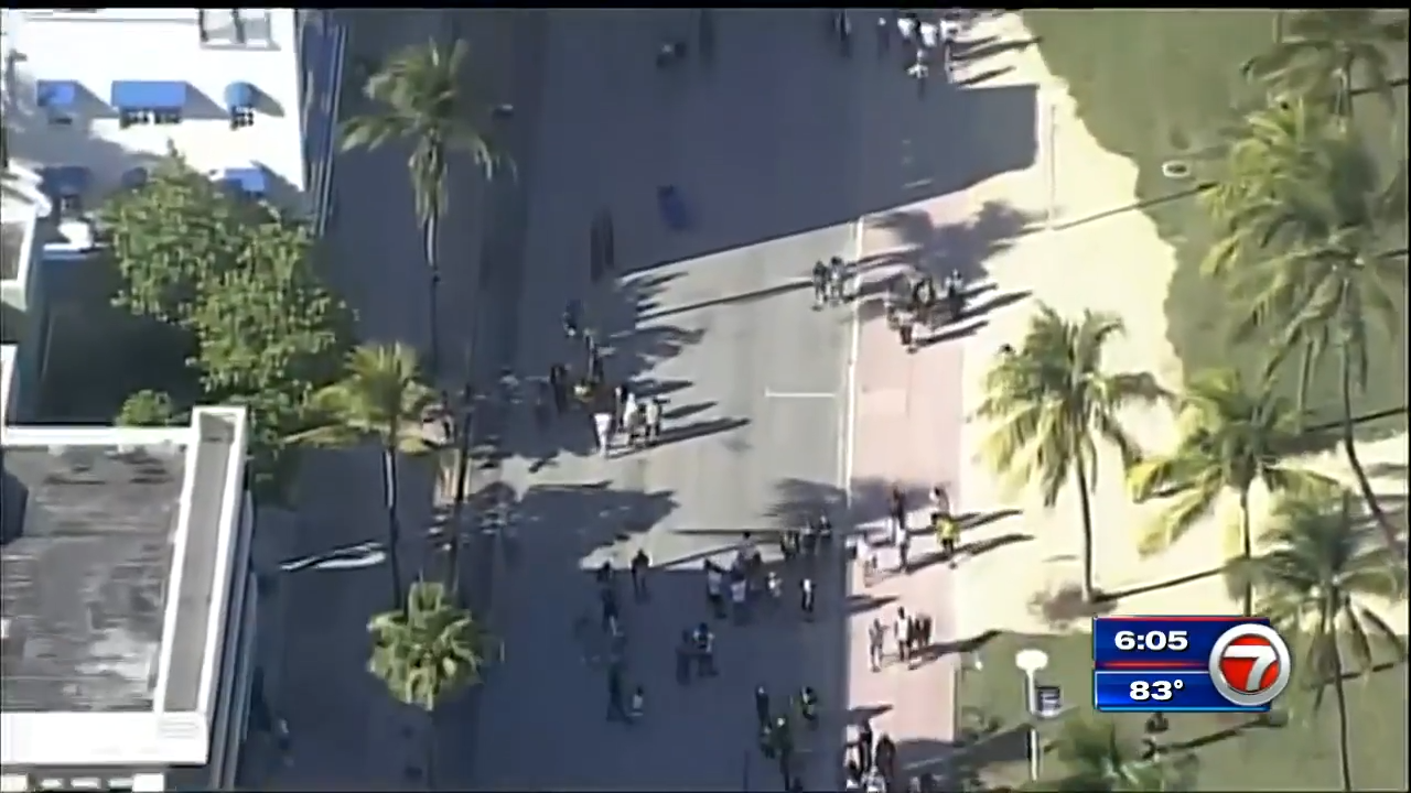 Crowds in Miami Beach lighter as curfew passes; Miami monitors for ...