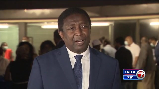 Holness announces bid to fill Hastings’ Congressional seat - WSVN 7News ...