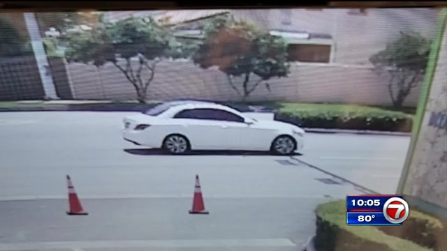Police search for driver of Mercedes in fatal West Miami-Dade hit-and ...