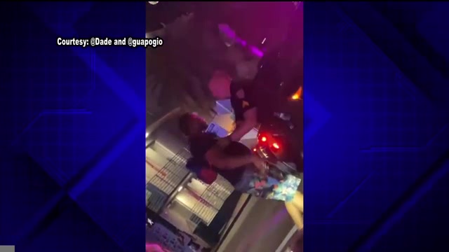 Chicago Man Woman Tased During Confrontation With Miami Beach Officer