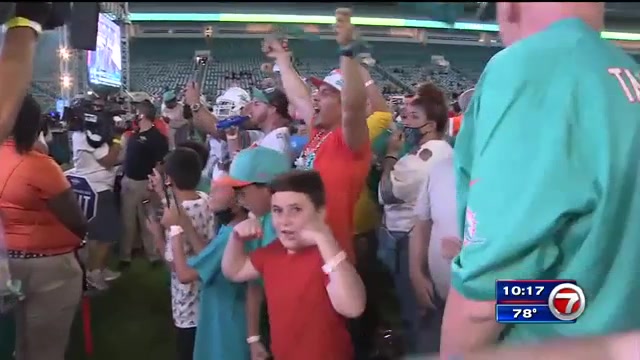 Dolphins fans celebrate NFL Draft Day at Hard Rock Stadium event - WSVN ...