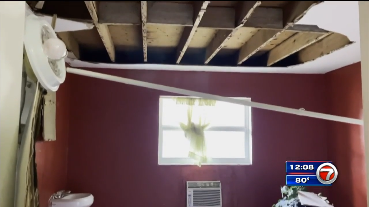 Woman transported after ceiling collapse at Fort Lauderdale apartment ...