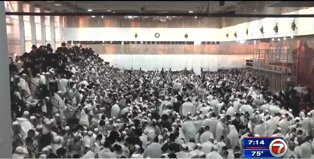 Israeli paramedics: 2 dead in synagogue bleacher collapse – WSVN 7News ...