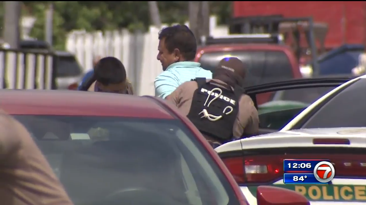 Man In Custody After Barricading Himself Inside Nw Miami Dade Home