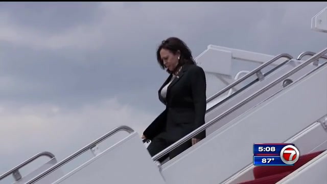 VP Harris’ plane forced to return due to technical problem – WSVN 7News ...