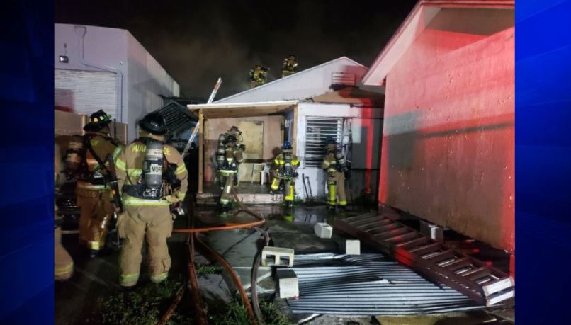 MDFR extinguishes fire that engulfed 4 efficiencies in NW Miami-Dade ...