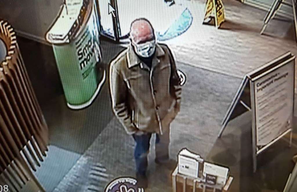 UK man who botched bank robbery due to badly written note sentenced to ...