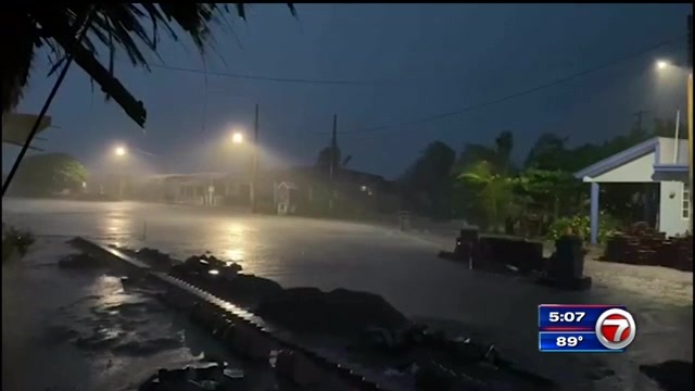 Hurricane Grace Hits Mexicos Gulf Coast Dissipates 8 Dead Wsvn