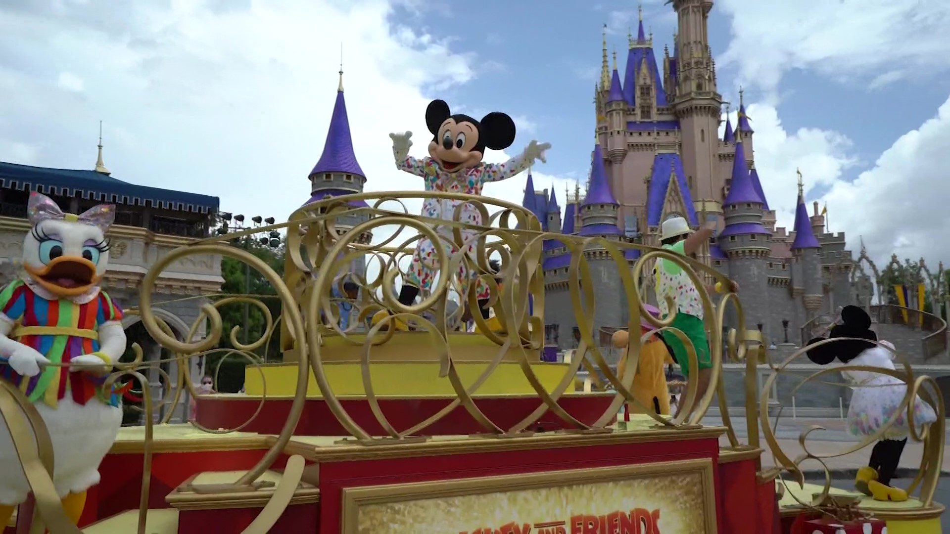 Disney World lifts remaining mask mandate, masks now optional - WSVN ...
