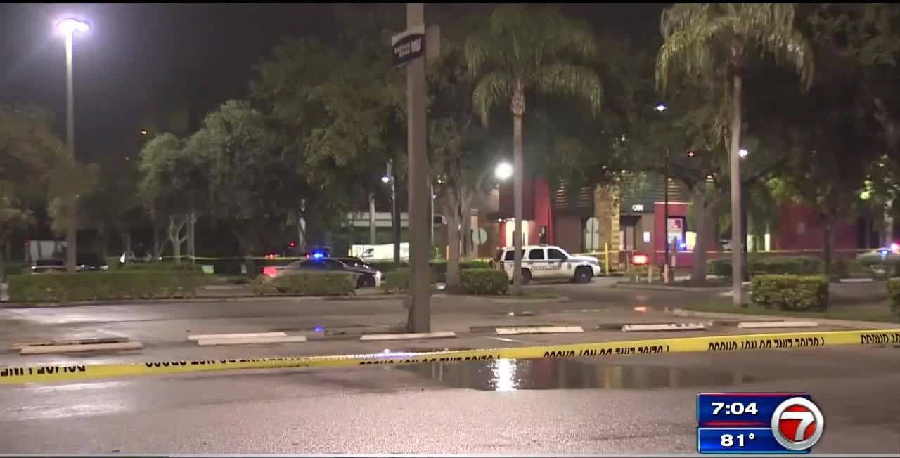 3 dead after shooting near Wendy’s in Hallandale Beach - WSVN 7News ...