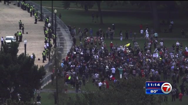 In edgy Washington, police outnumber Jan. 6 protesters – WSVN 7News ...