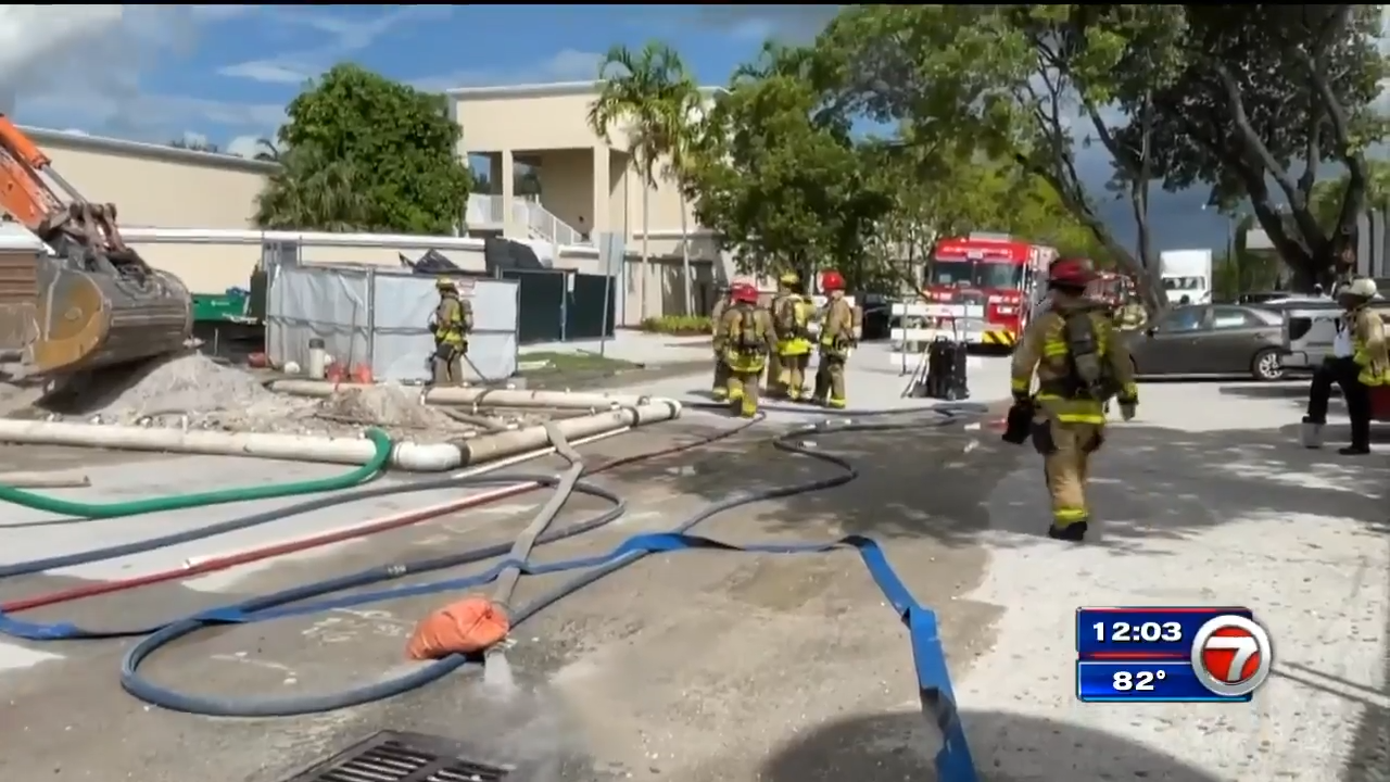 Construction workers rupture gas, water lines in Fort Lauderdale - WSVN ...