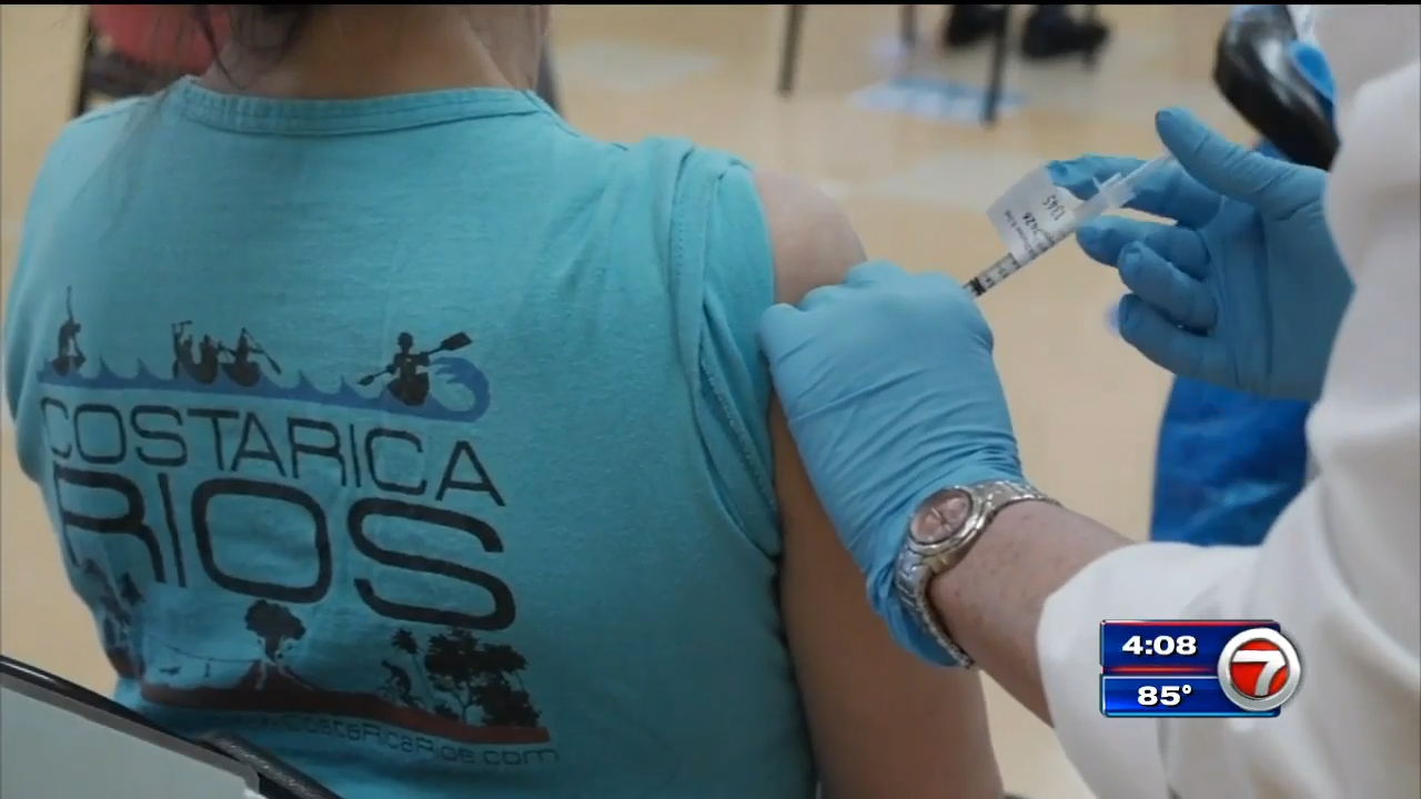 White House to encourage COVID boosters, flu shot this fall - WSVN ...