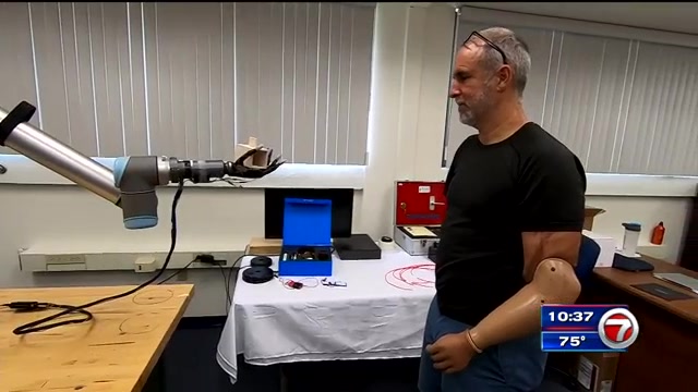 Helping Hands: FAU researchers developing prosthetics with sense of ...