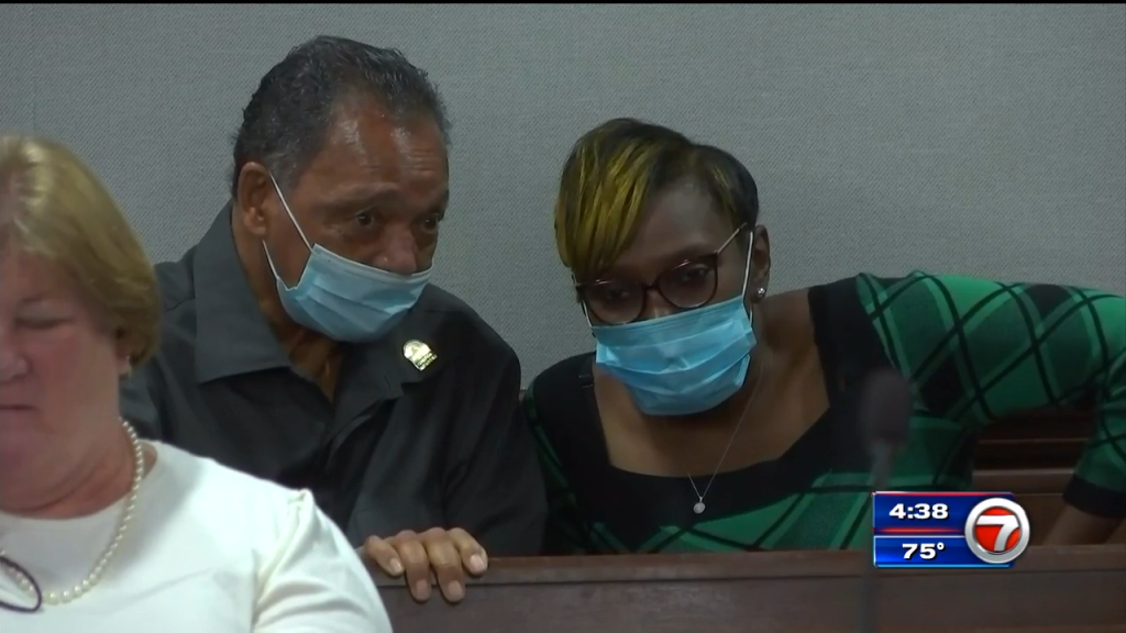 Tensions flare in Arbery death trial as Jesse Jackson visits – WSVN 7News | Miami News, Weather ...