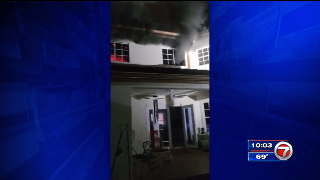 Fire breaks out at SW Miami-Dade home; no injuries – WSVN 7News | Miami ...