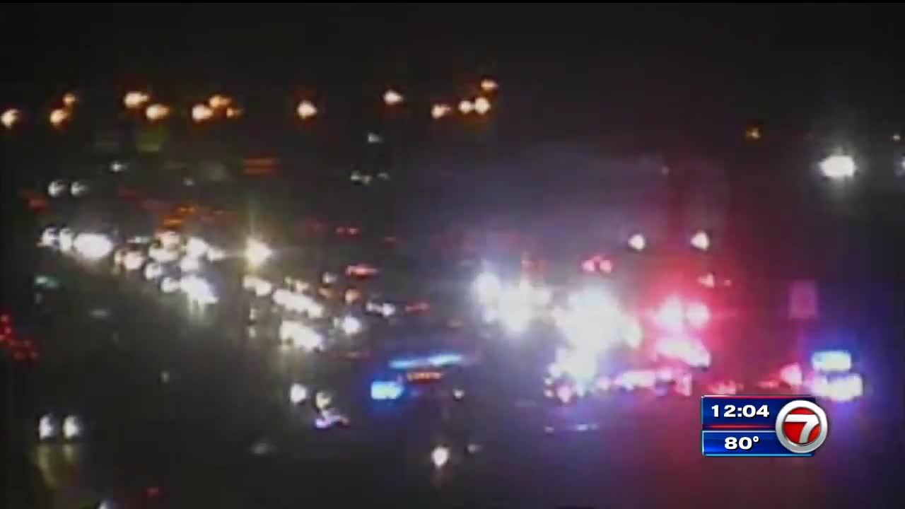 3 dead, deputy transported following multi-vehicle crash on I-595 ...