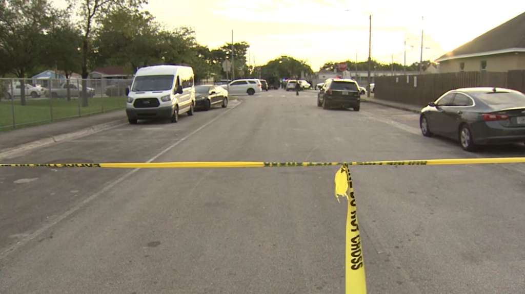 17-year-old in custody after shots fired in NW Miami-Dade incident ...