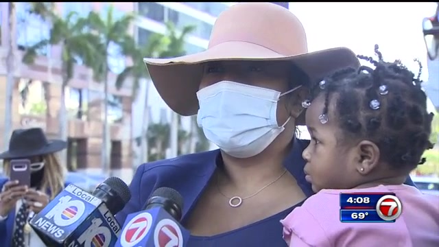 Damara Holness, daughter of former Broward mayor, apologizes after ...