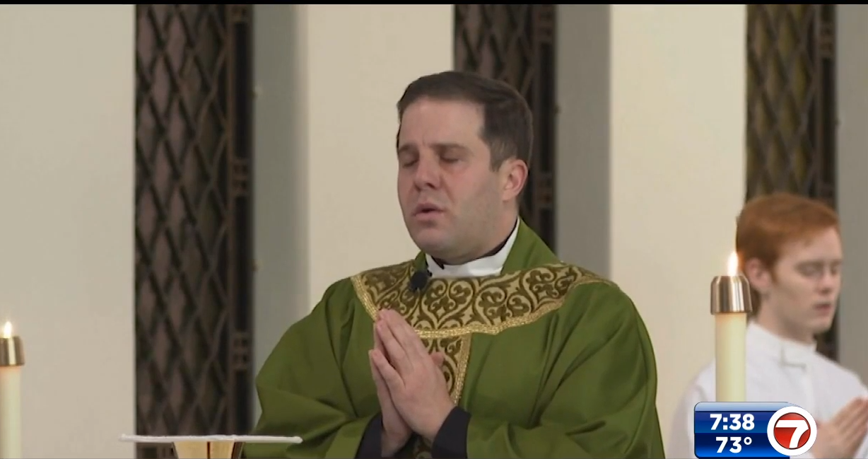 Like in Arizona, botched baptisms roiled Michigan church - WSVN 7News ...