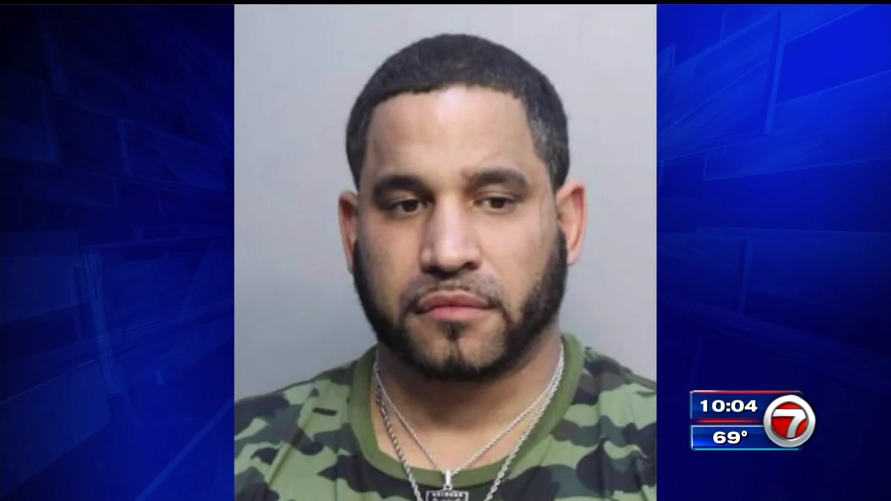 Police arrest man accused of attacking Miami officer in Best Western ... Police arrest man accused of attacking Miami officer in Best Western ...
