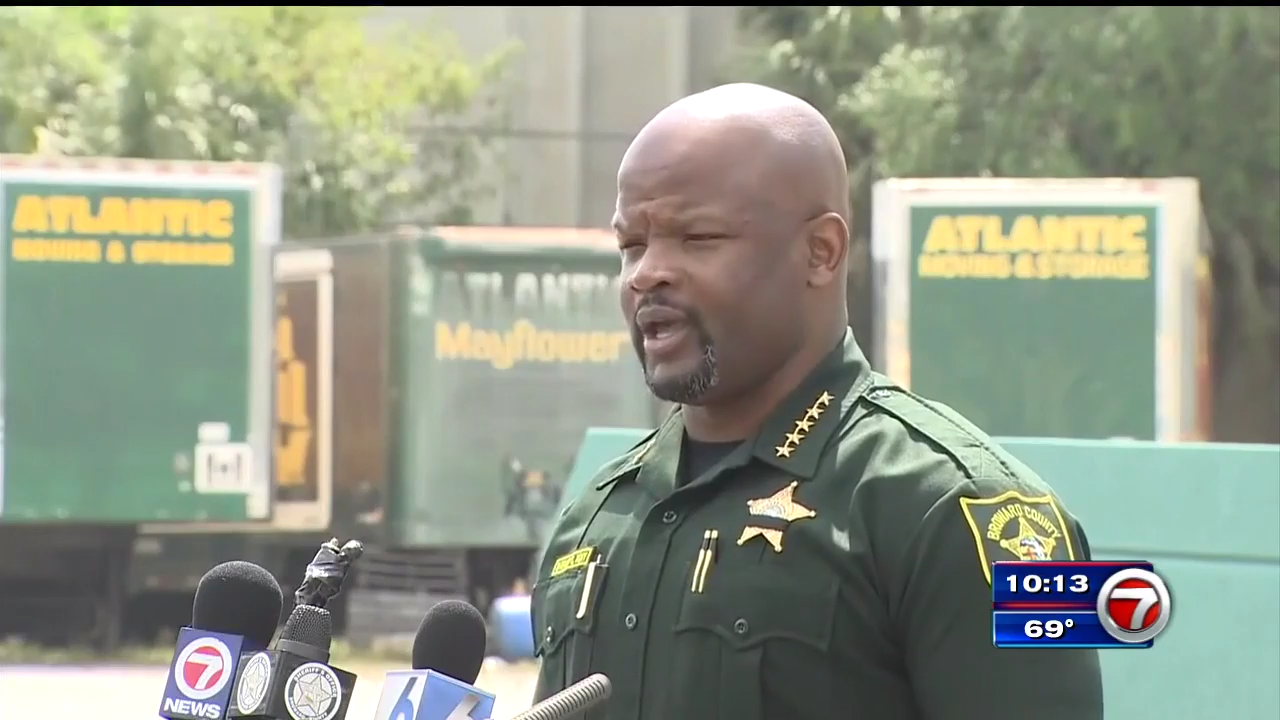 Broward Sheriff Gregory Tony lied on past employment applications ...