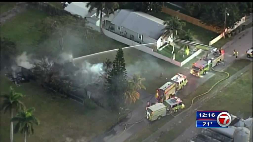 Firefighters put out house fire in Homestead – WSVN 7News | Miami News ...