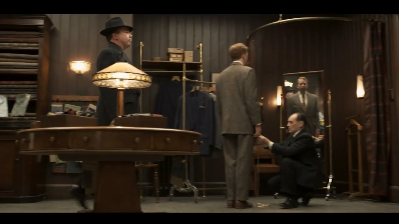 New thriller ‘The Outfit,’ starring Oscar winner Mark Rylance, explores ...