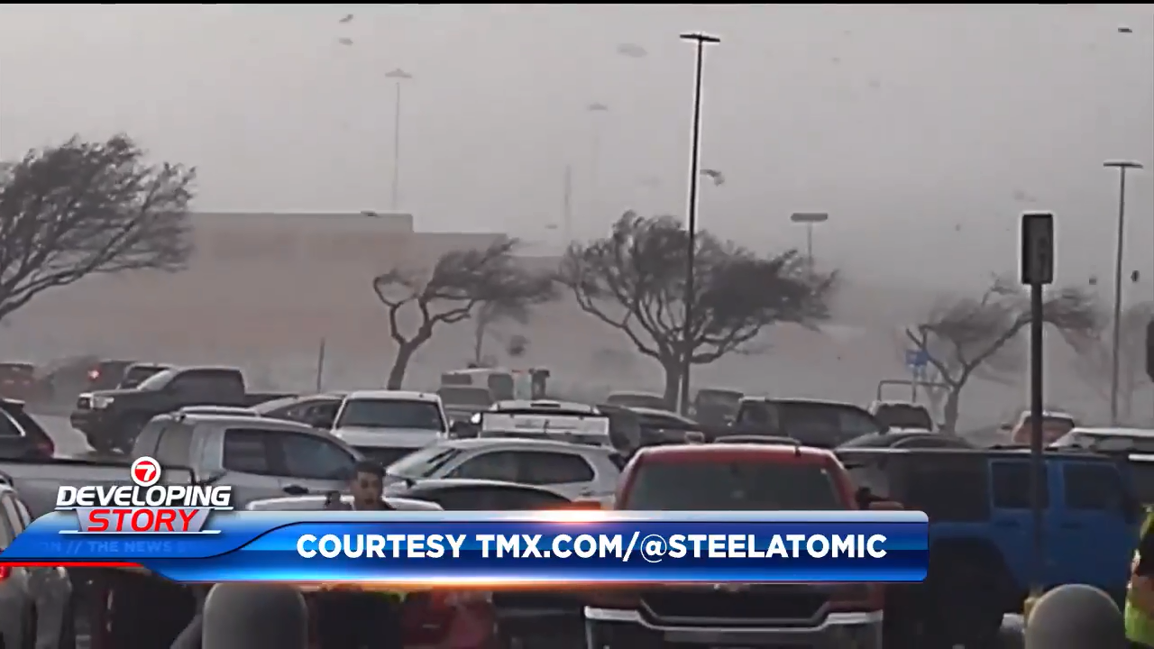 Thunderstorms, high winds pound North Texas; at least 4 hurt - WSVN ...