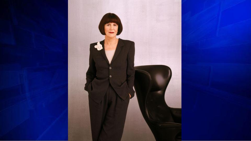 Elsa Klensch, pioneer in television fashion journalism, dies at 92 ...