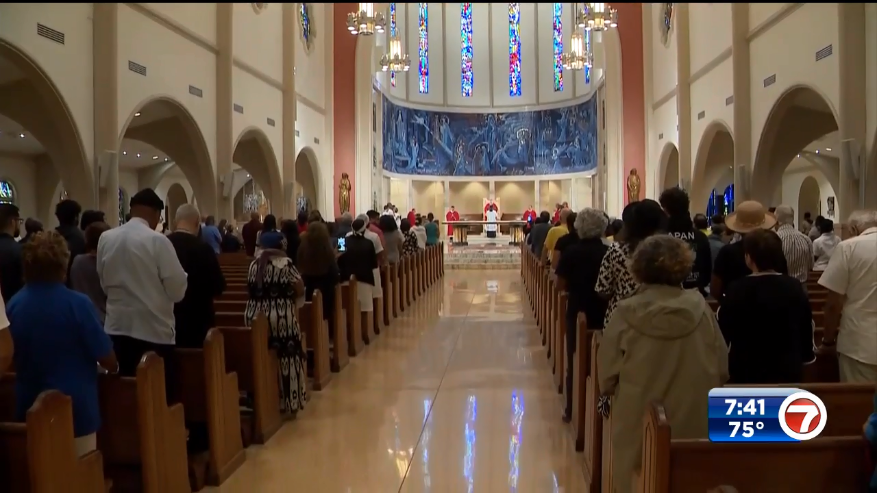 Christians observe Good Friday with fasting, prayer - WSVN 7News ...