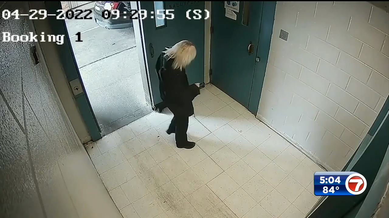 Missing Alabama inmate Casey White believed to have been spotted in ...