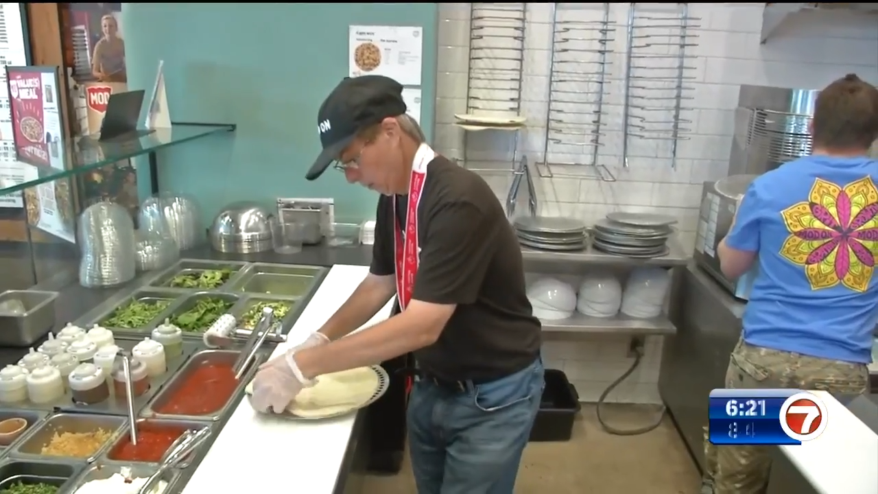 Best Buddies and MOD Pizza partner up for new Best Buddies values meal ...